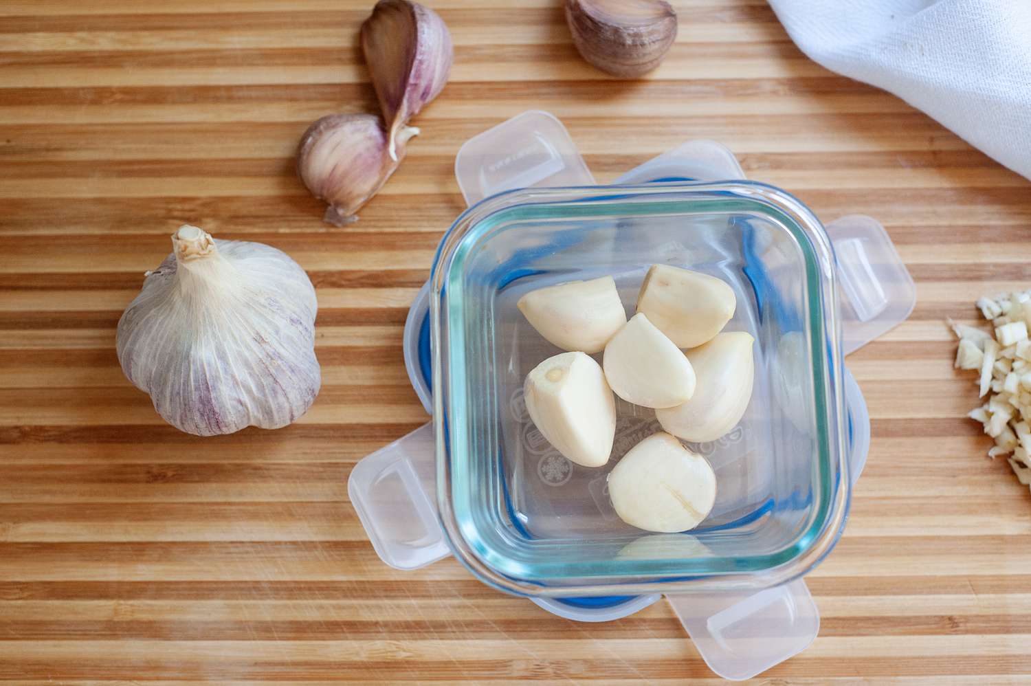 How to Store Garlic: Tips for Maximum Freshness and Flavor - Now Then ...